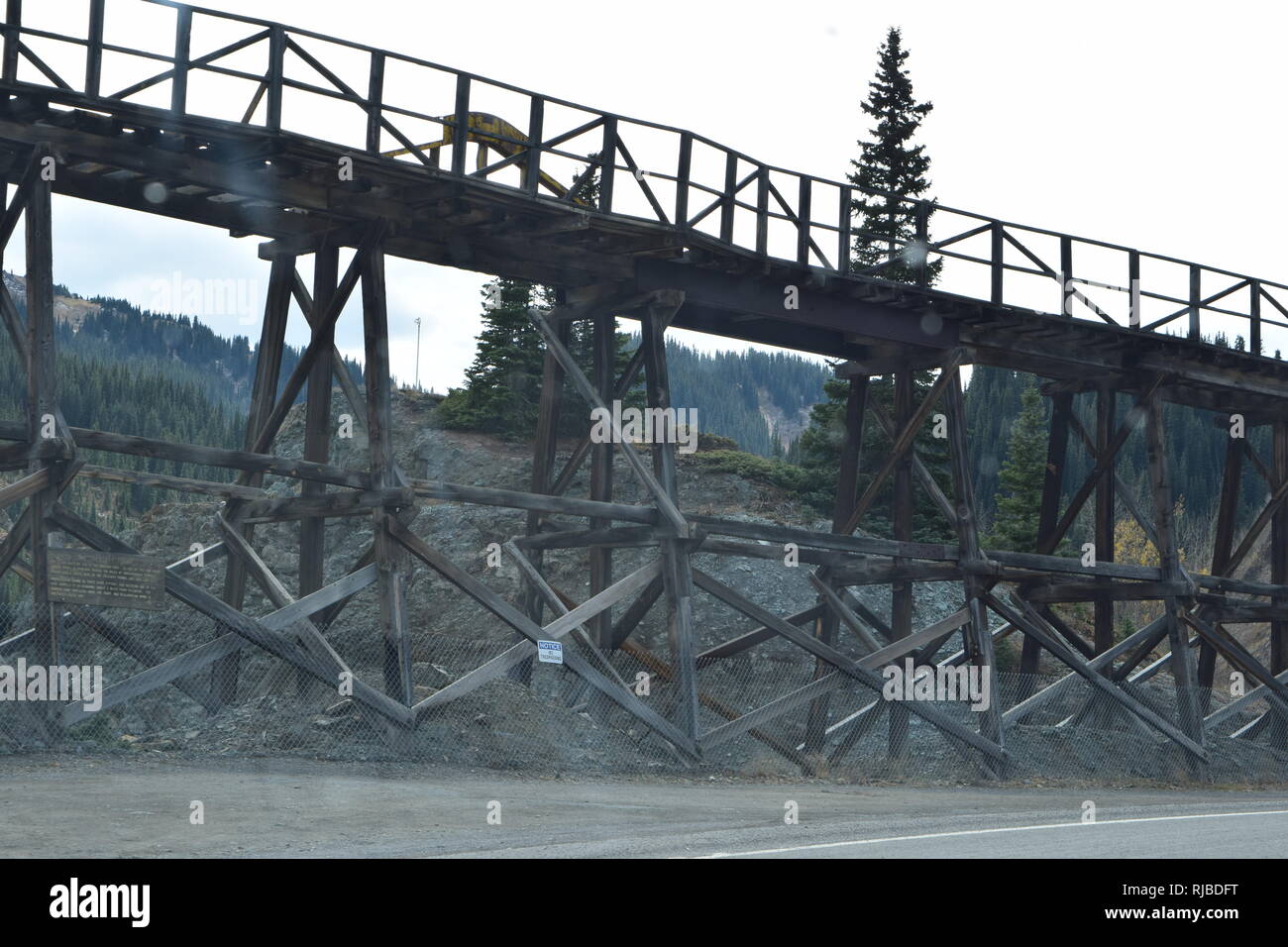 Trestle structure hi-res stock photography and images - Alamy