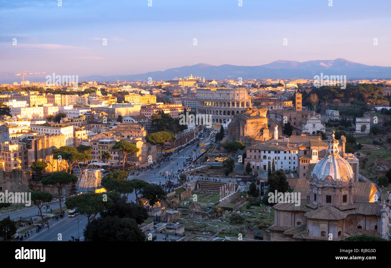 Roman amphitheatre aerial coliseum hi-res stock photography and images ...