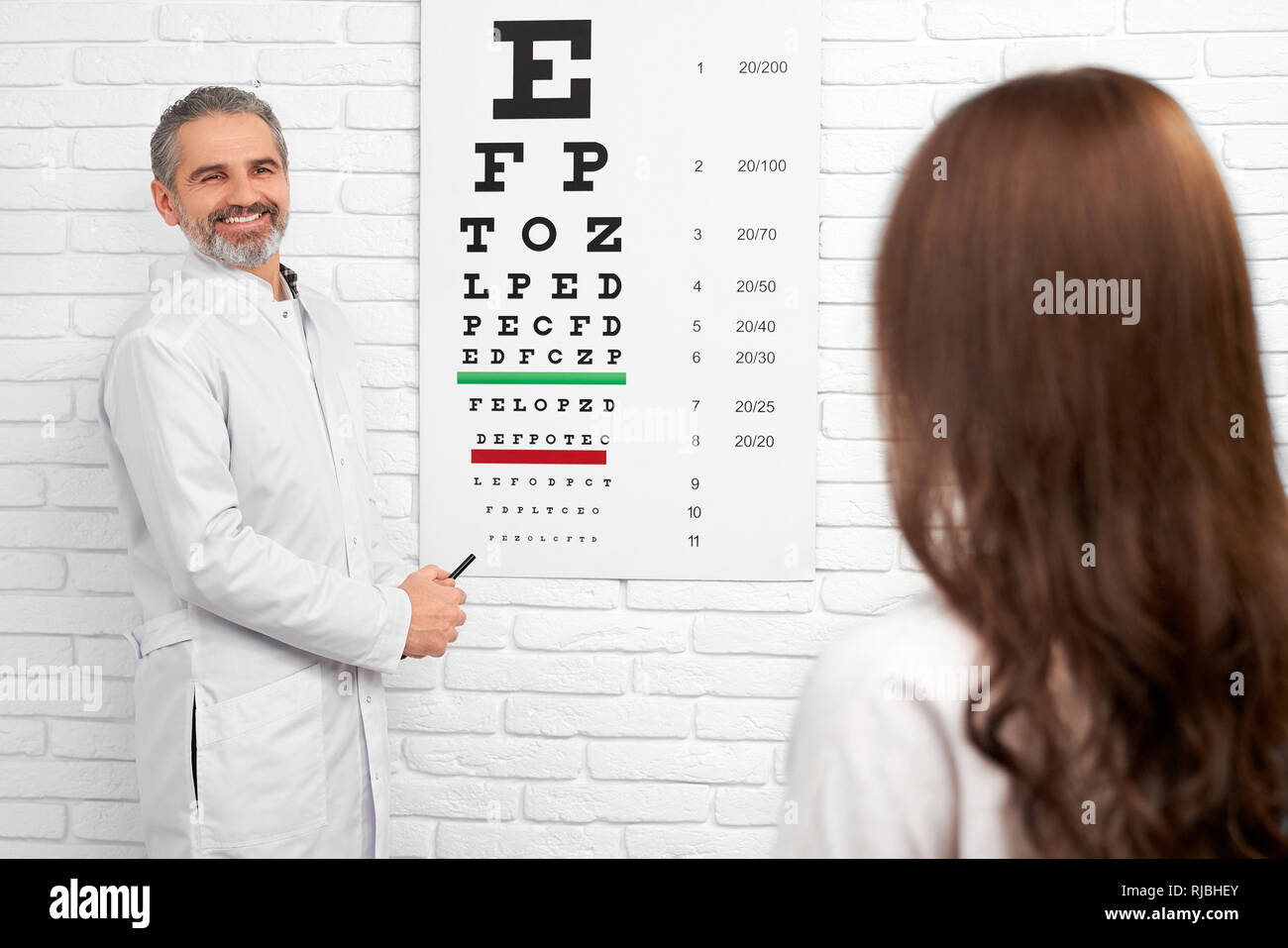 Eye test chart hi-res stock photography and images - Alamy