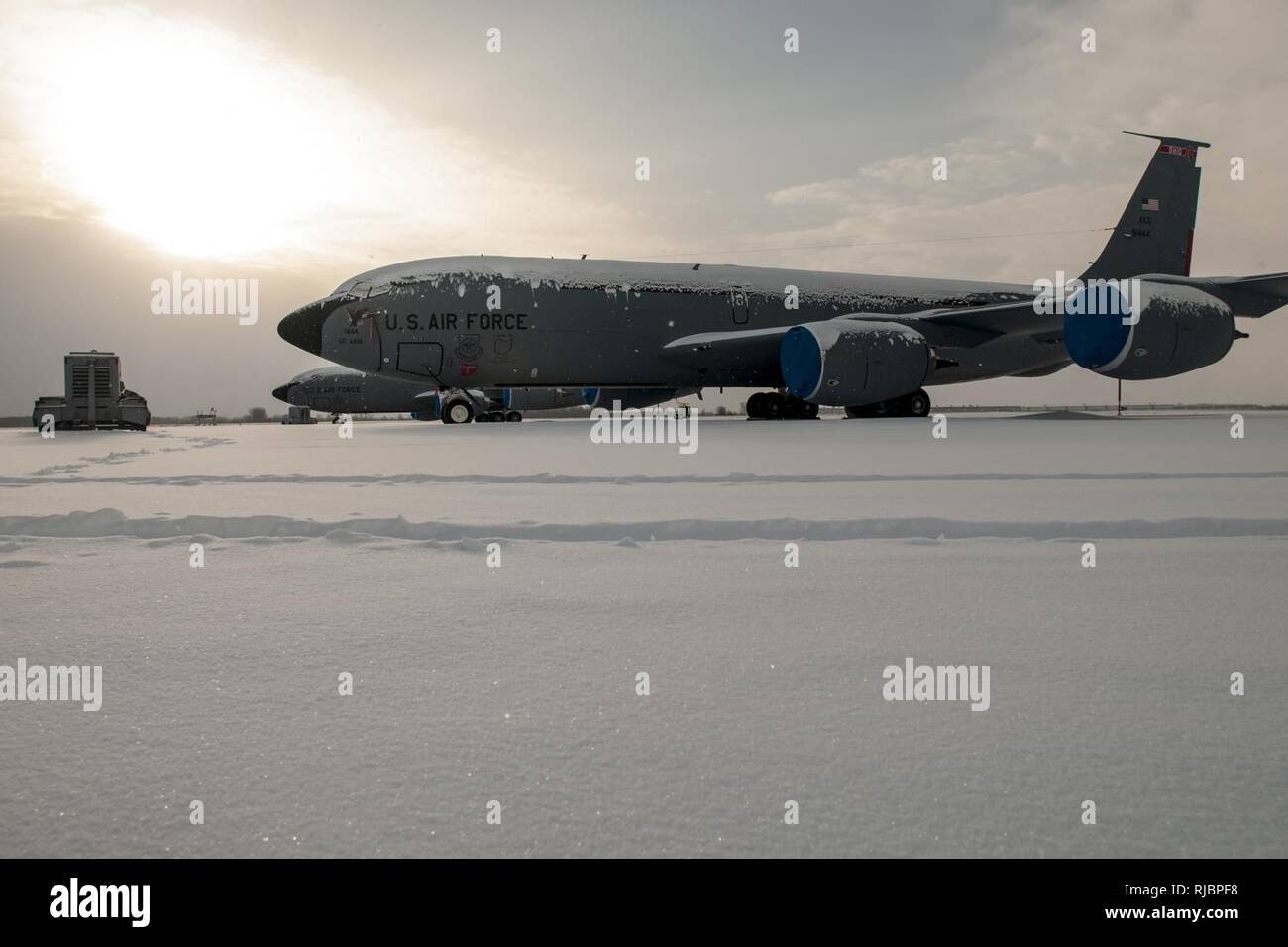 KC-135 Stratotankers assigned to the 121st Air Refueling Wing sit on ...