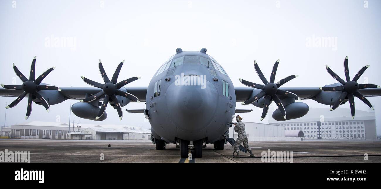 153rd airlift wing hi-res stock photography and images - Alamy