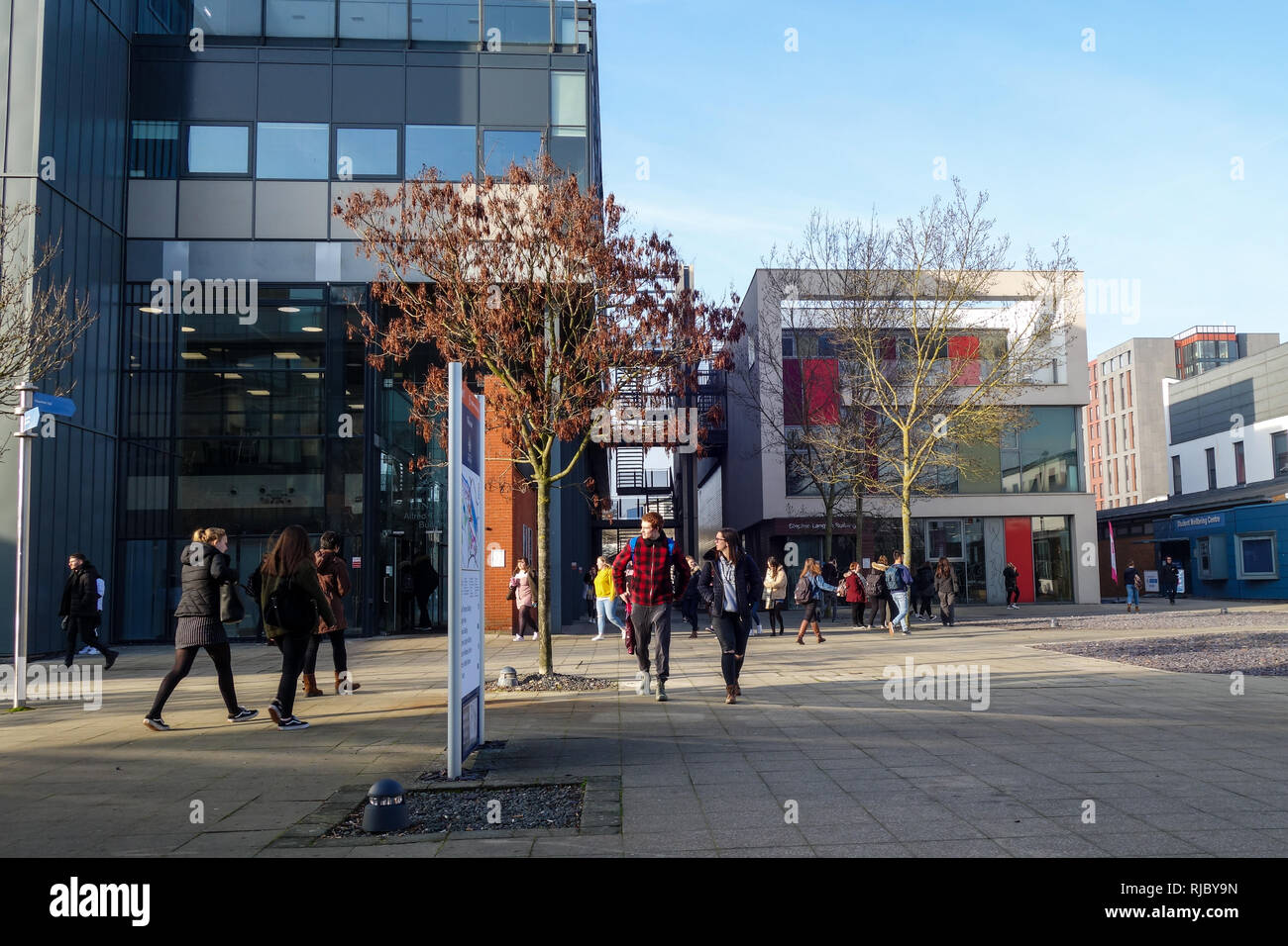 Students, Alfred Tennyson Building, University of Lincoln Stock Photo ...