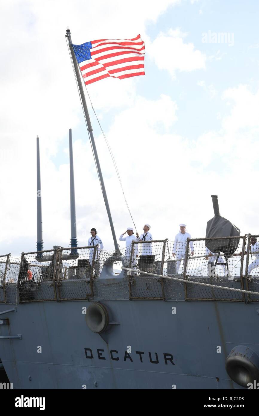 PEARL HARBOR (Nov. 3, 2016) Guided missile destroyer USS Decatur (DDG ...