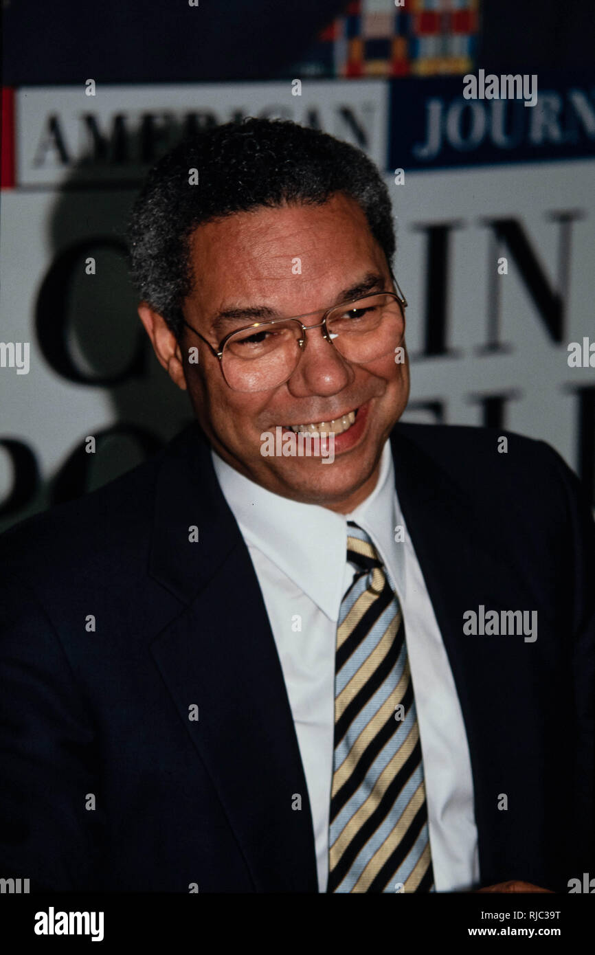 Retired U.S. Army General Colin Powell during a signing of his book "My ...