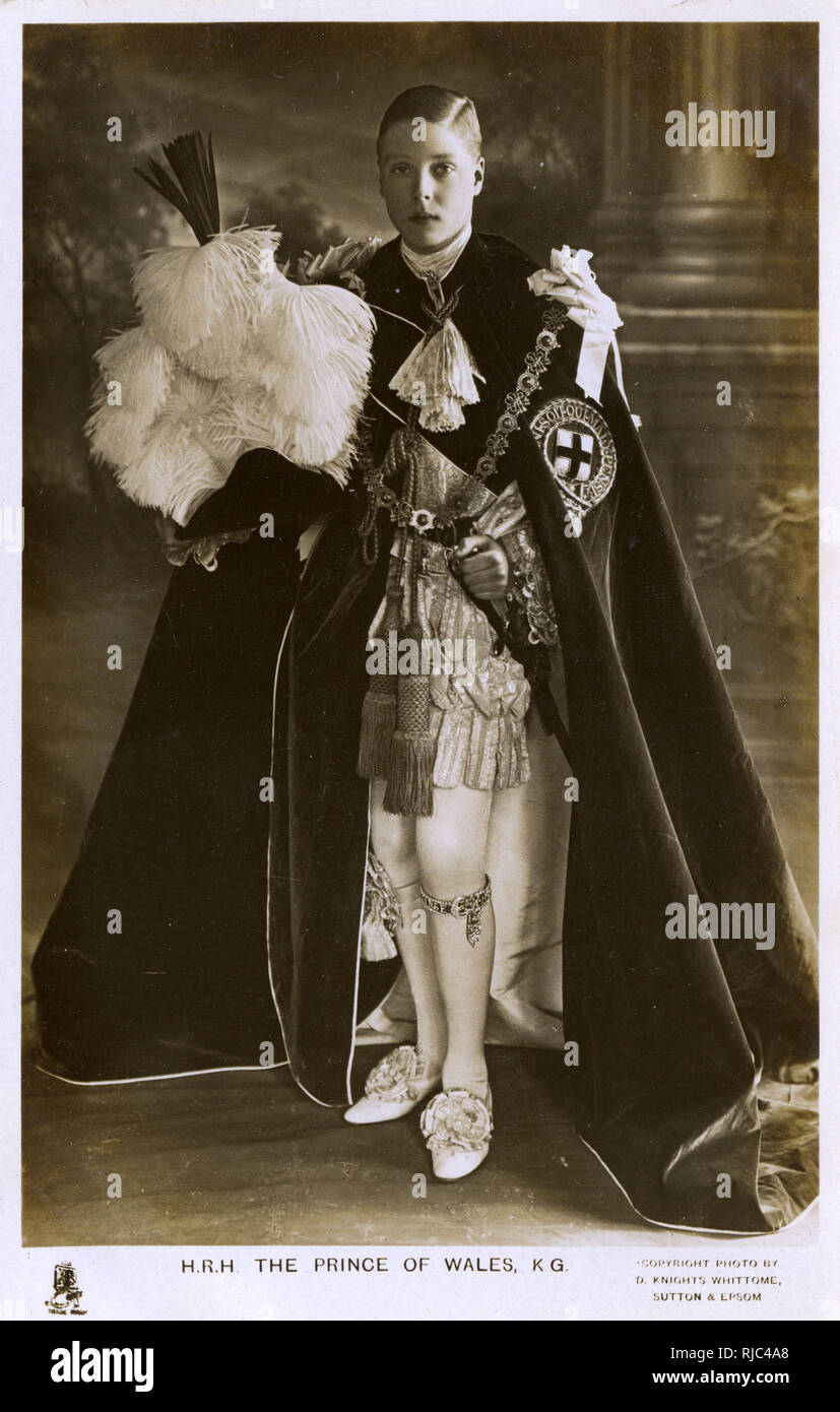 Garter ceremony in windsor hi-res stock photography and images - Alamy