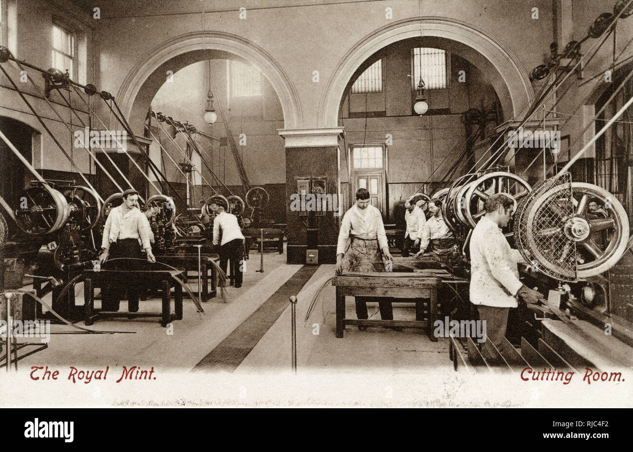 London factory 1900s hi-res stock photography and images - Alamy