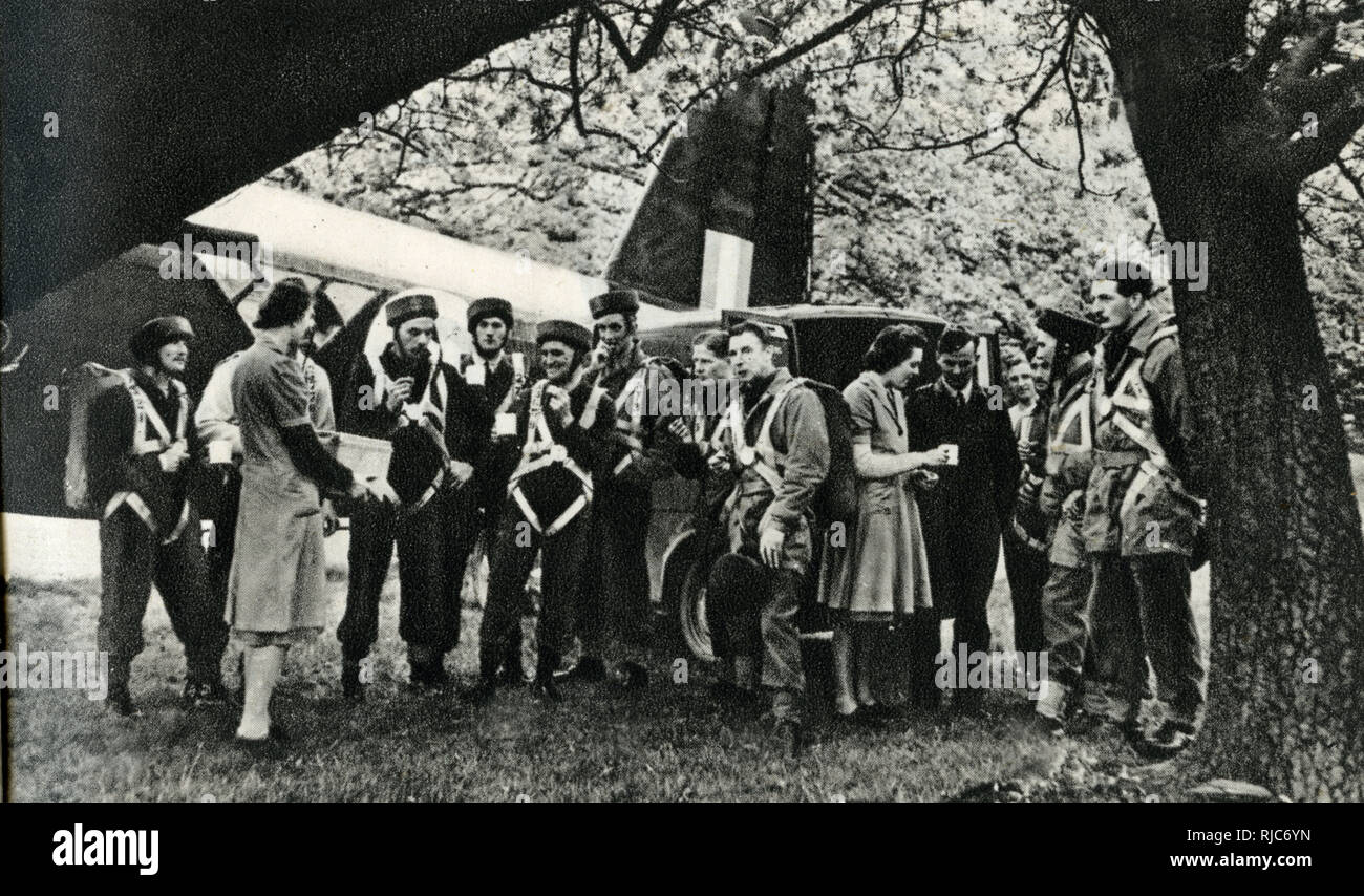 British airmen world war two hi-res stock photography and images - Alamy