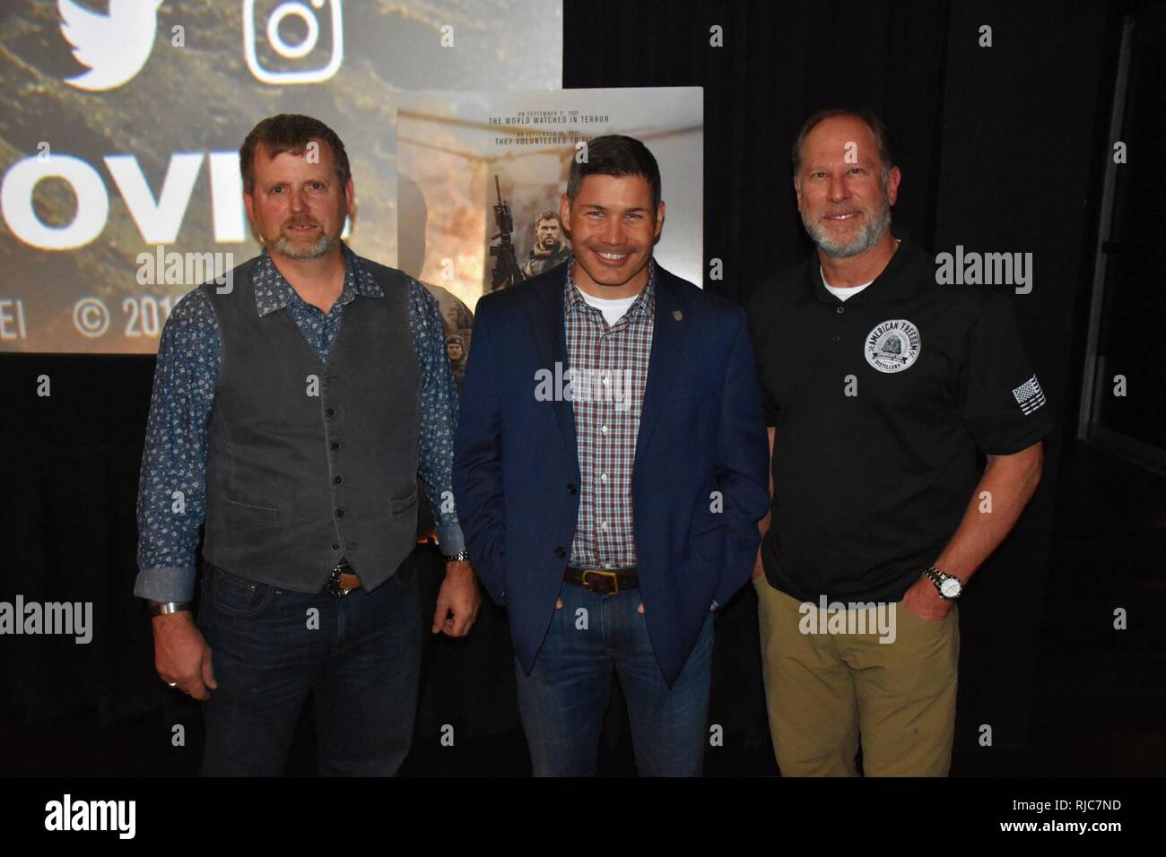 Lt. Col. Dave Clukey (center), commander, Phoenix Recruiting Battalion ...
