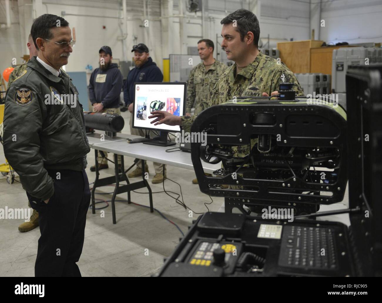 VIRGINIA BEACH, Va. (Jan. 10, 2018) Sonar Technician (Surface) 2nd ...