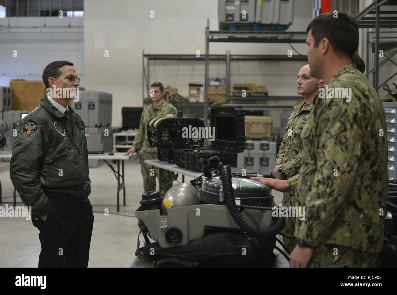 Eod mobile unit 6 hi-res stock photography and images - Alamy