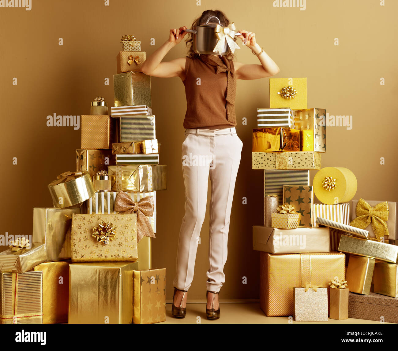 Bad gift hi-res stock photography and images - Alamy