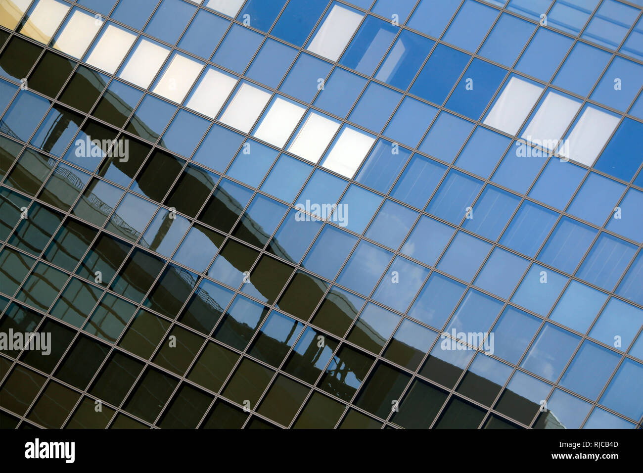 Horizontal building structure hi-res stock photography and images - Alamy