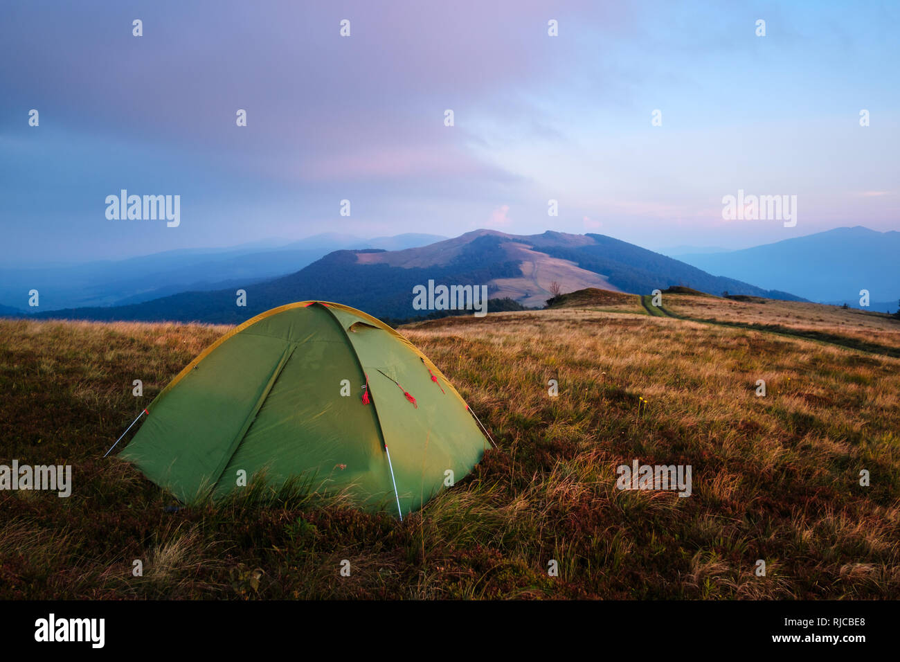 Camp spring hi-res stock photography and images - Alamy