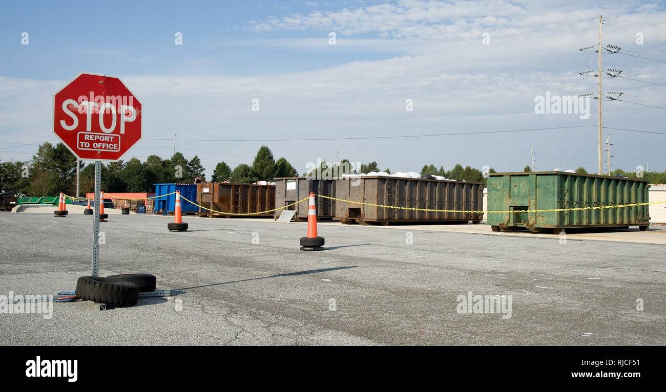 Resource recovery recycling program hi-res stock photography and images ...