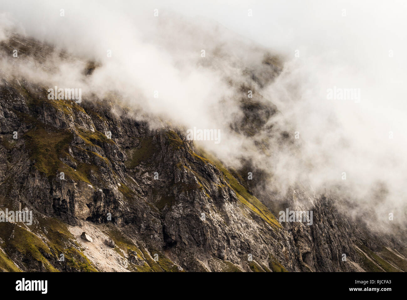 Europe, Italy, Alps, Dolomites, Mountains, Veneto, Belluno, Giau Pass ...