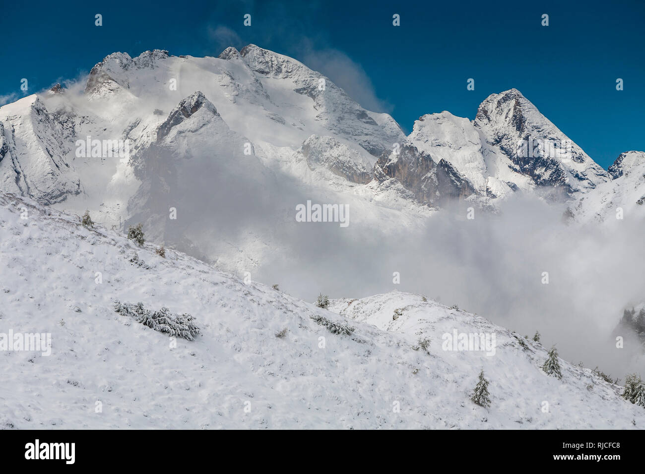 Europe, Italy, Alps, Dolomites, Mountains, Veneto, Belluno, Giau Pass ...