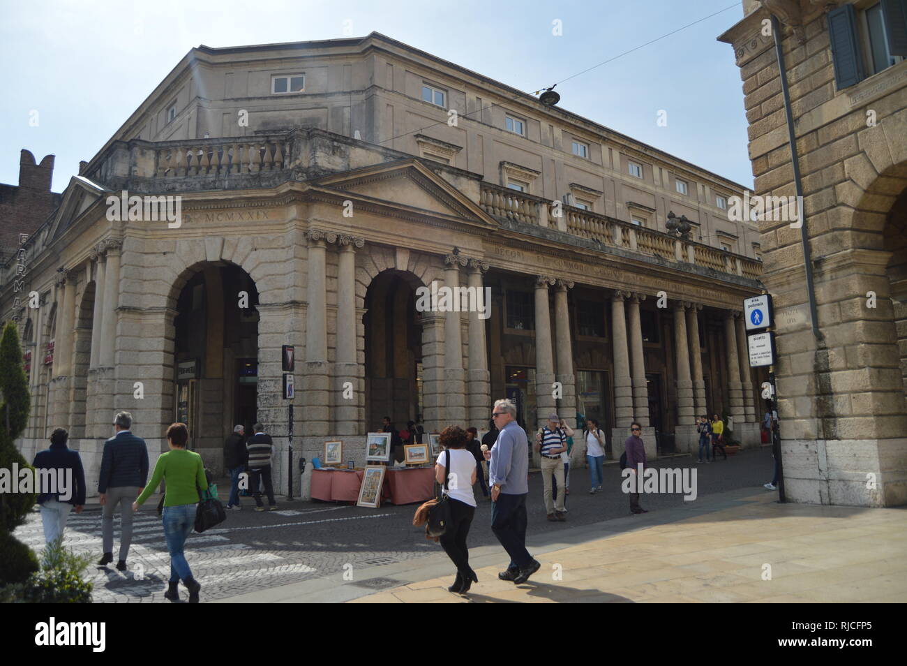 Colonna di arcade hi-res stock photography and images - Alamy