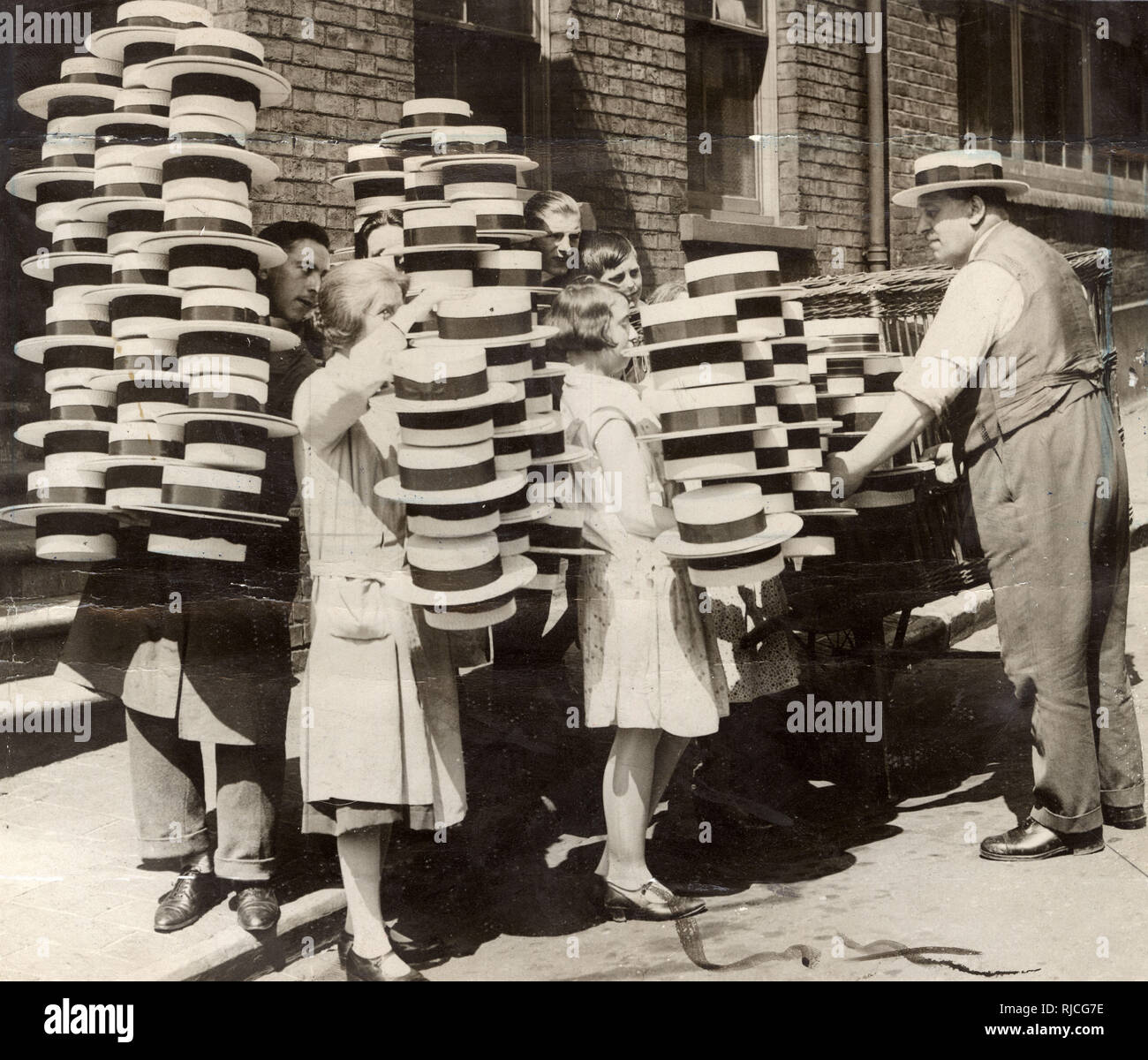 Luton summer hi-res stock photography and images - Alamy