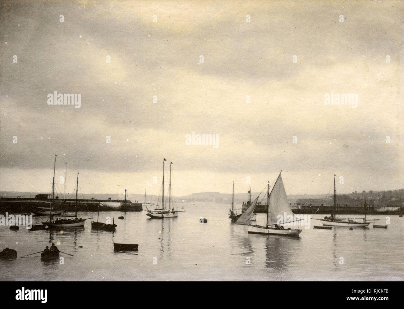 Sailing 1920s hi-res stock photography and images - Alamy
