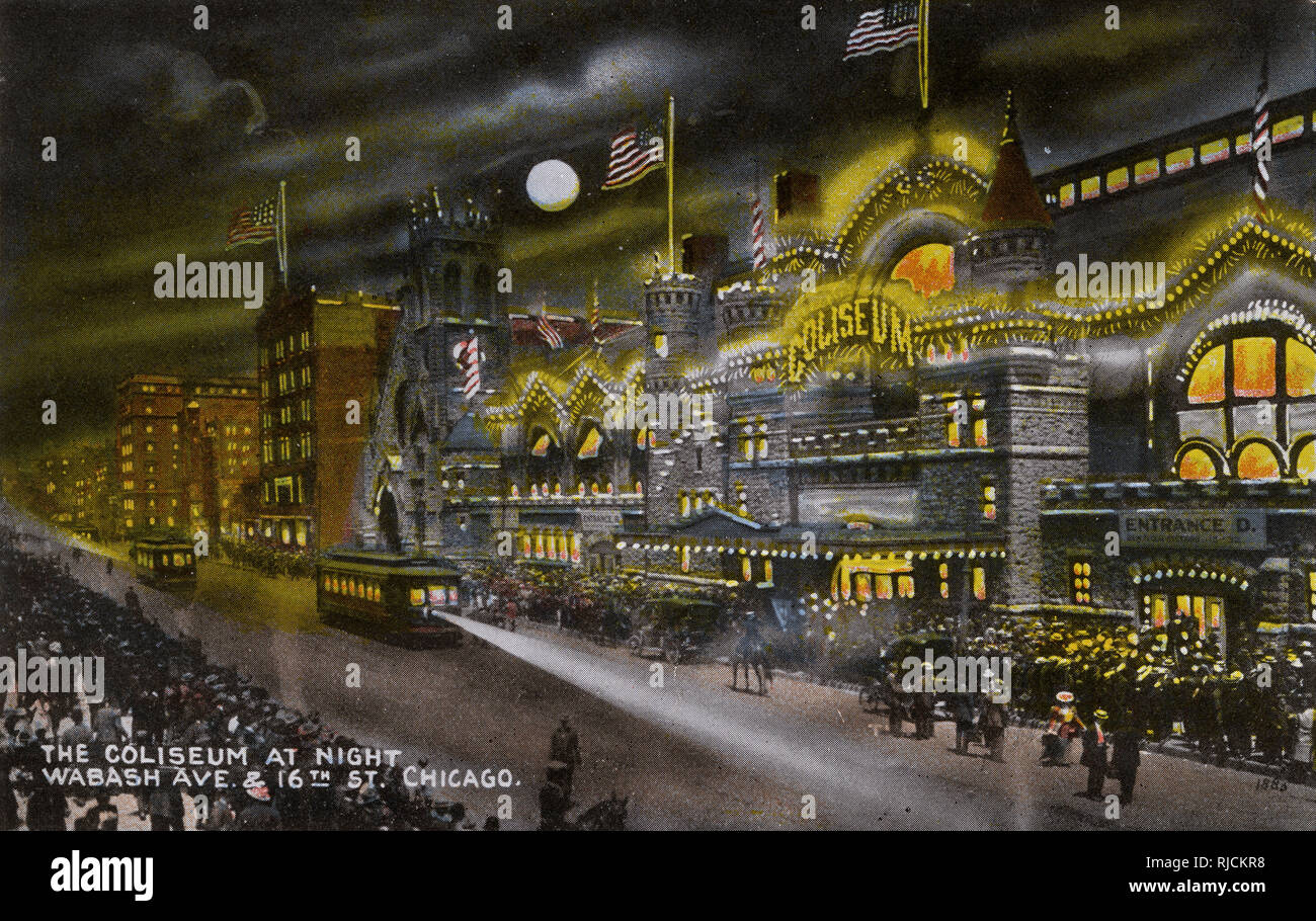 Chicago night moon hi-res stock photography and images - Alamy