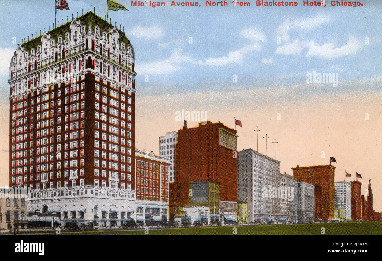 The big red chicago hi-res stock photography and images - Alamy