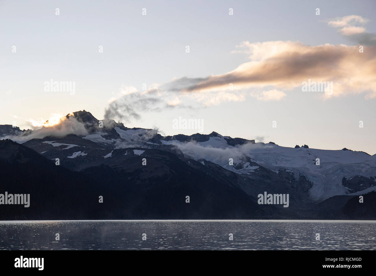 Kanada, British Columbia, Garibaldi Provincial Park, Lake Garibaldi ...