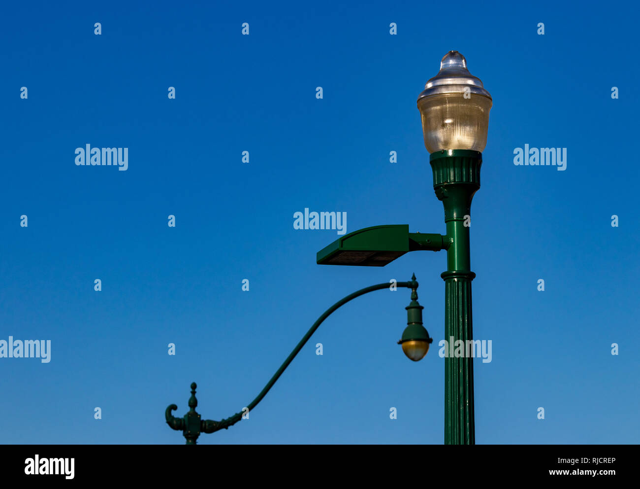 Old fashioned street lamps hi-res stock photography and images - Alamy