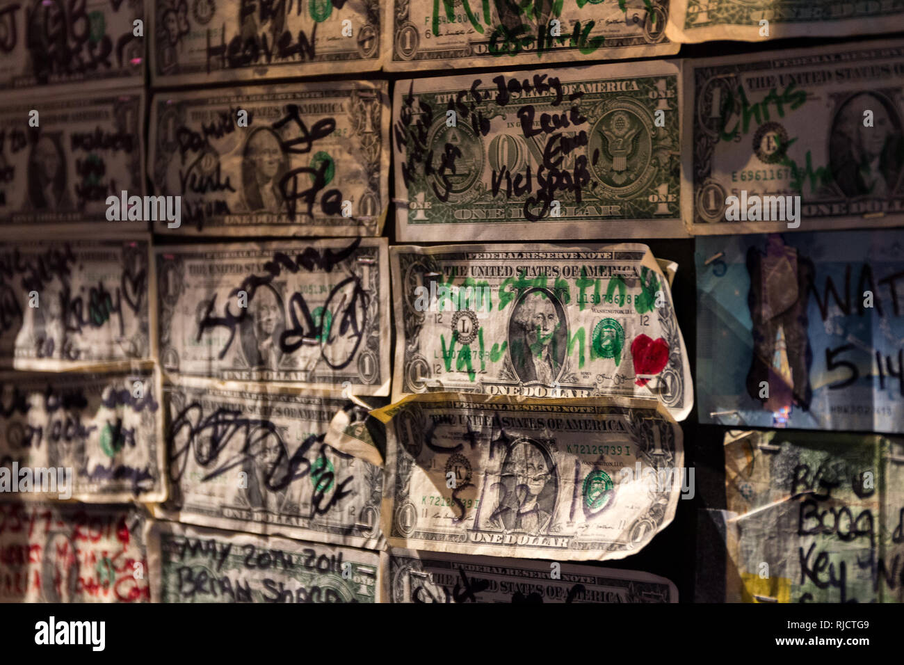 Bar in key west hi-res stock photography and images - Alamy