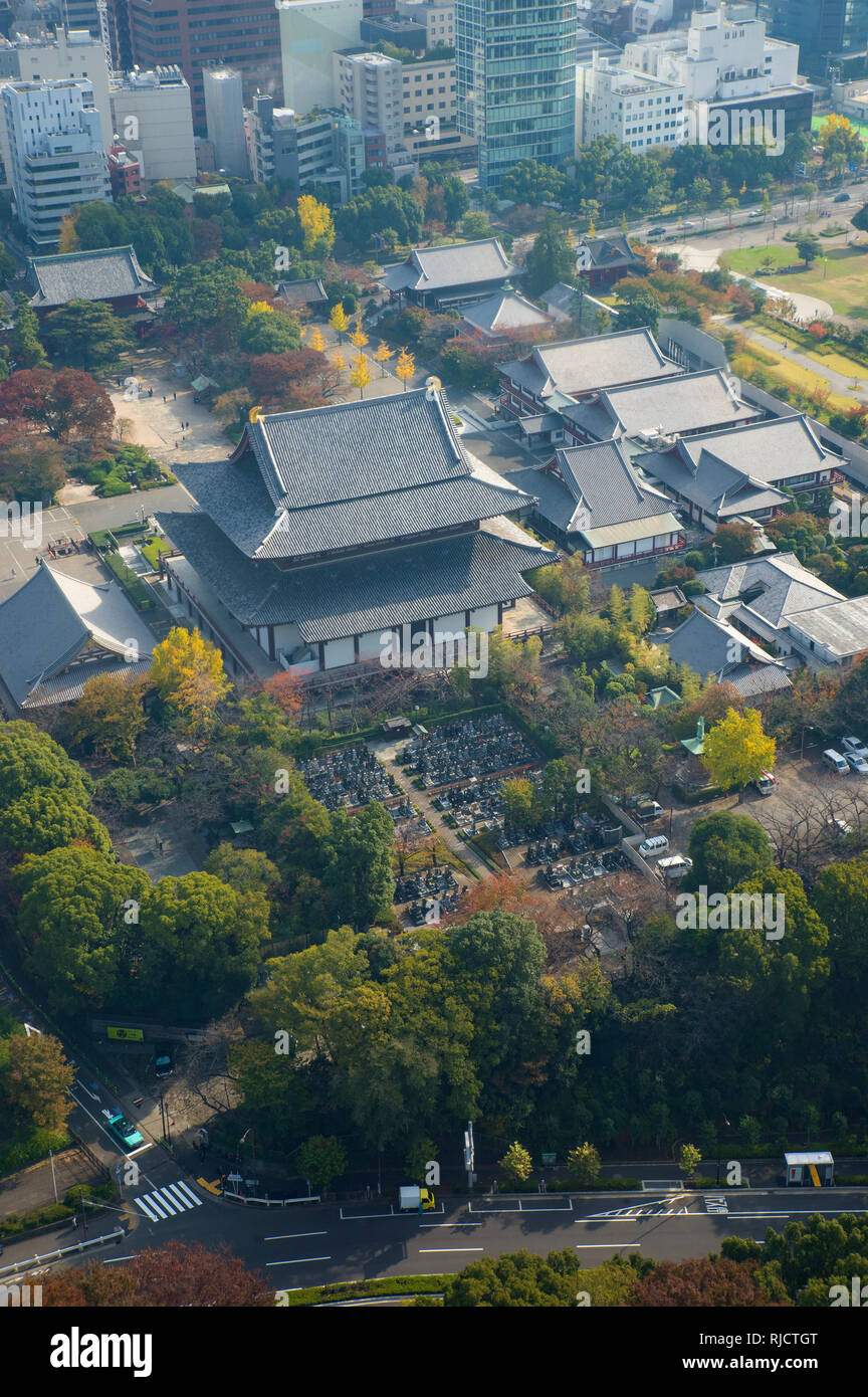 Birds eye view roofs hi-res stock photography and images - Alamy