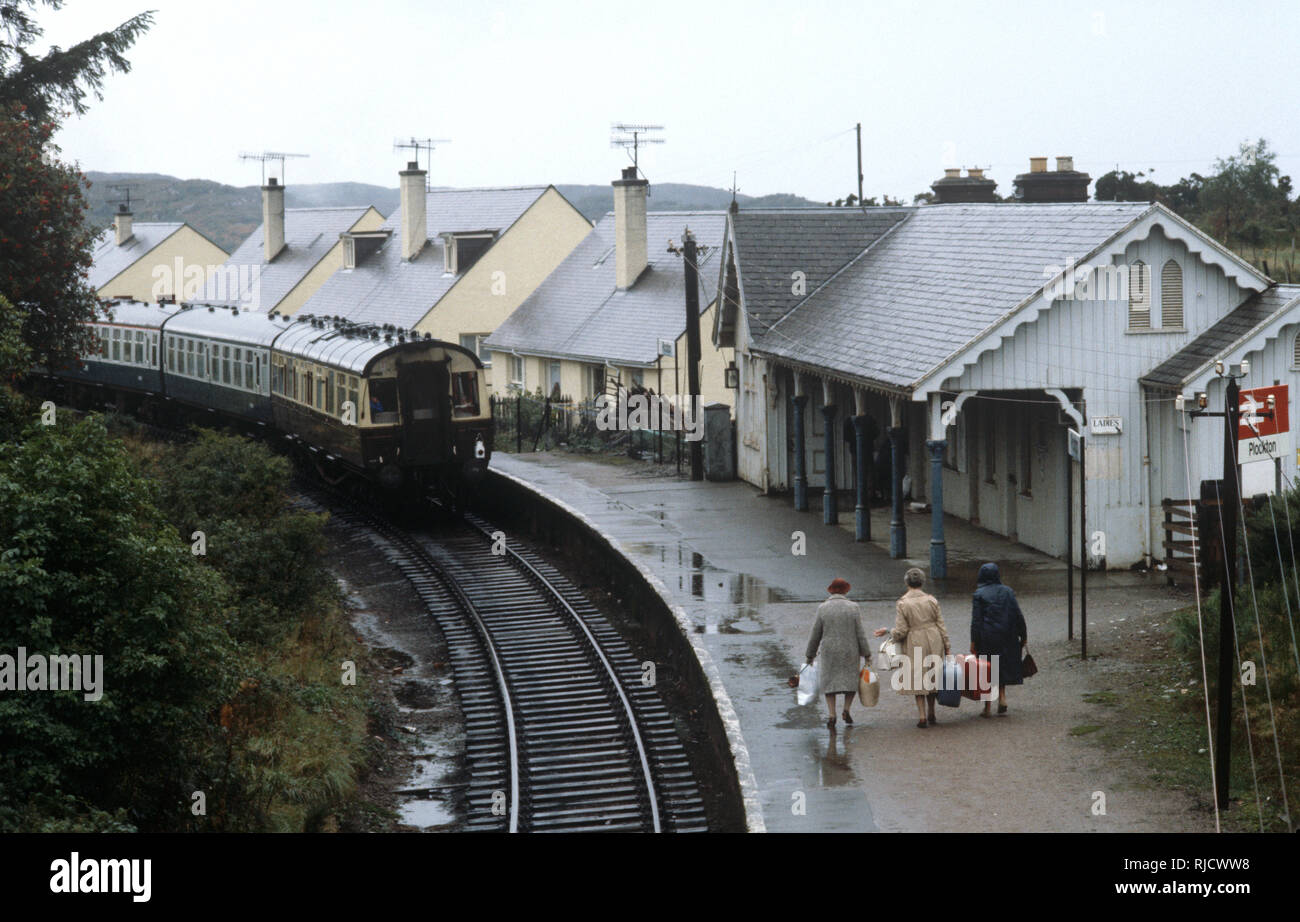 British Rail diesel train leaving Plocton railway station having ...