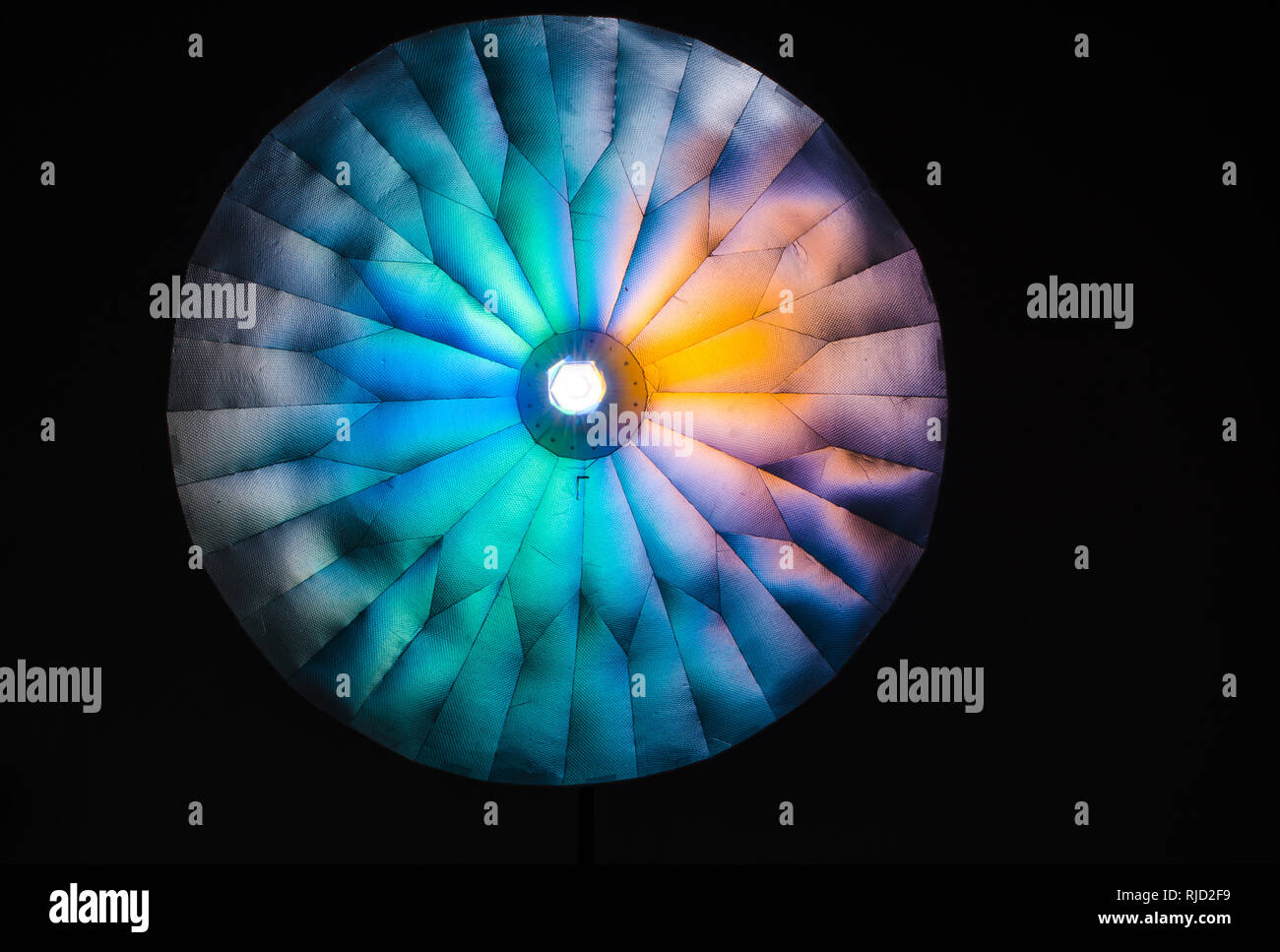 Convex or concave? Optical illusion created by light and big parabolic ...