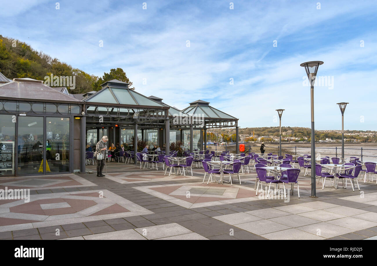 Verdis hi-res stock photography and images - Alamy