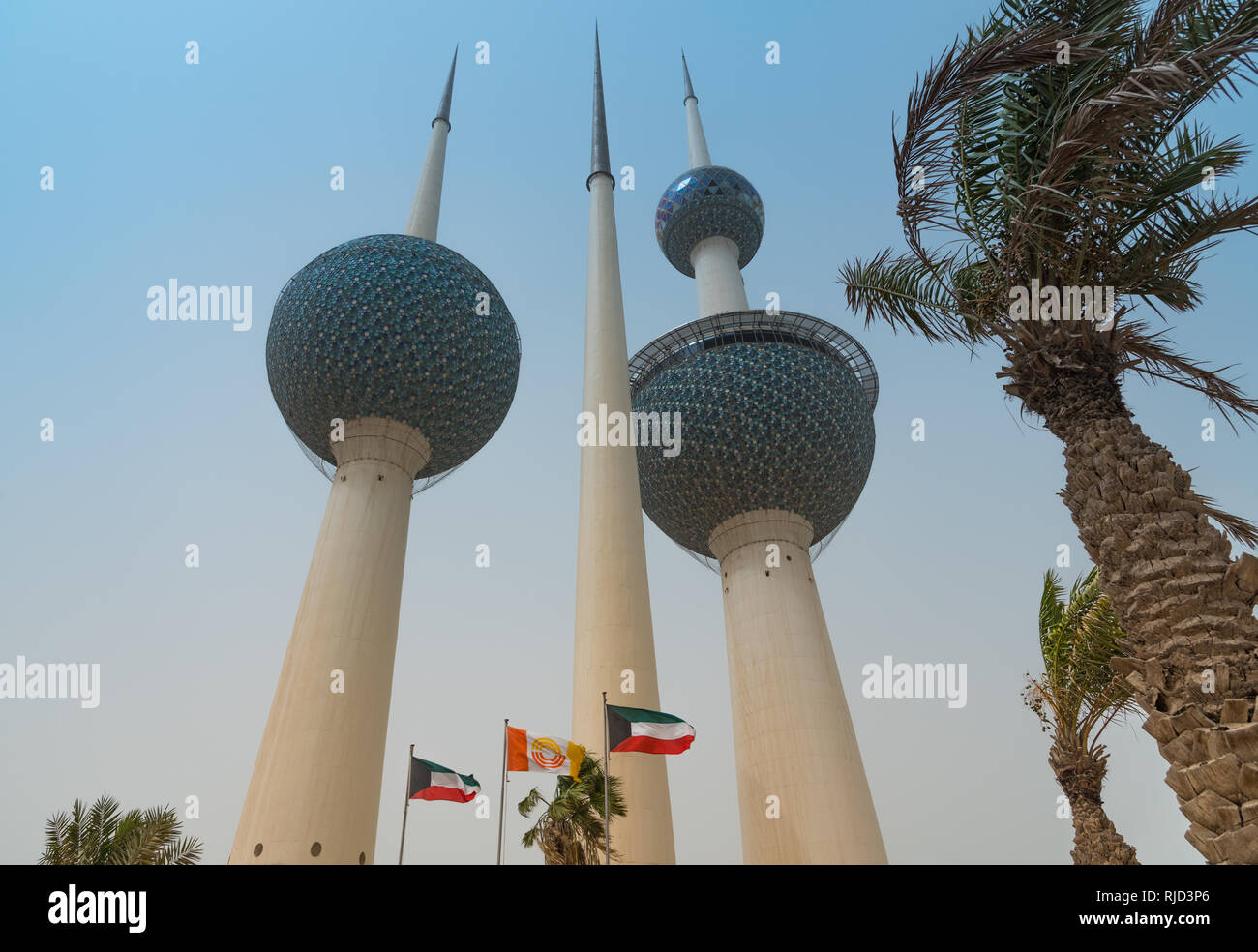 Kuwait towers hi-res stock photography and images - Alamy