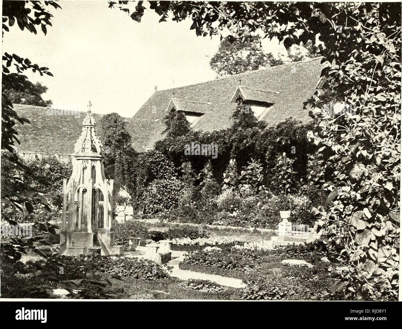 Normandy surrey hi-res stock photography and images - Alamy