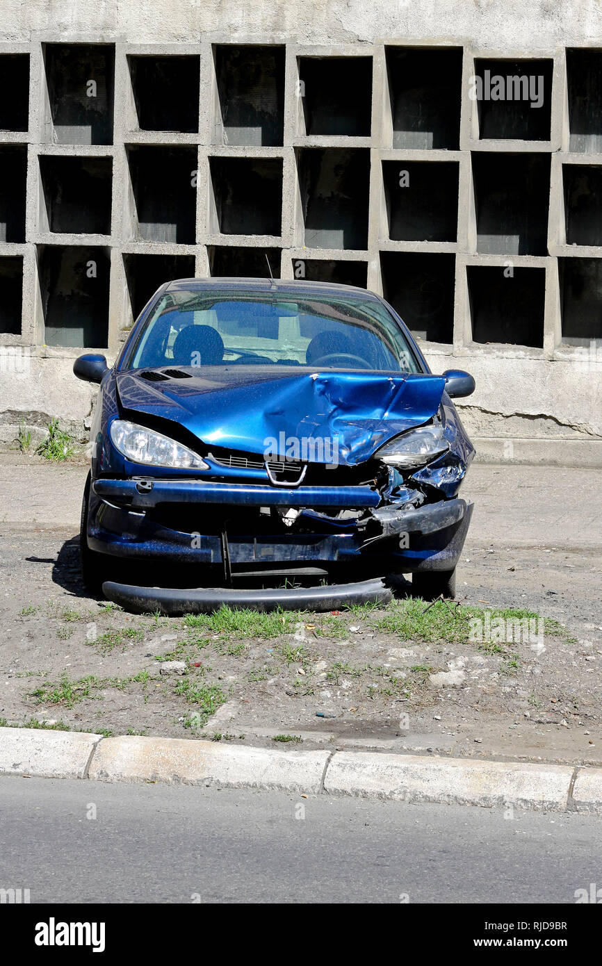Accident failure hi-res stock photography and images - Alamy