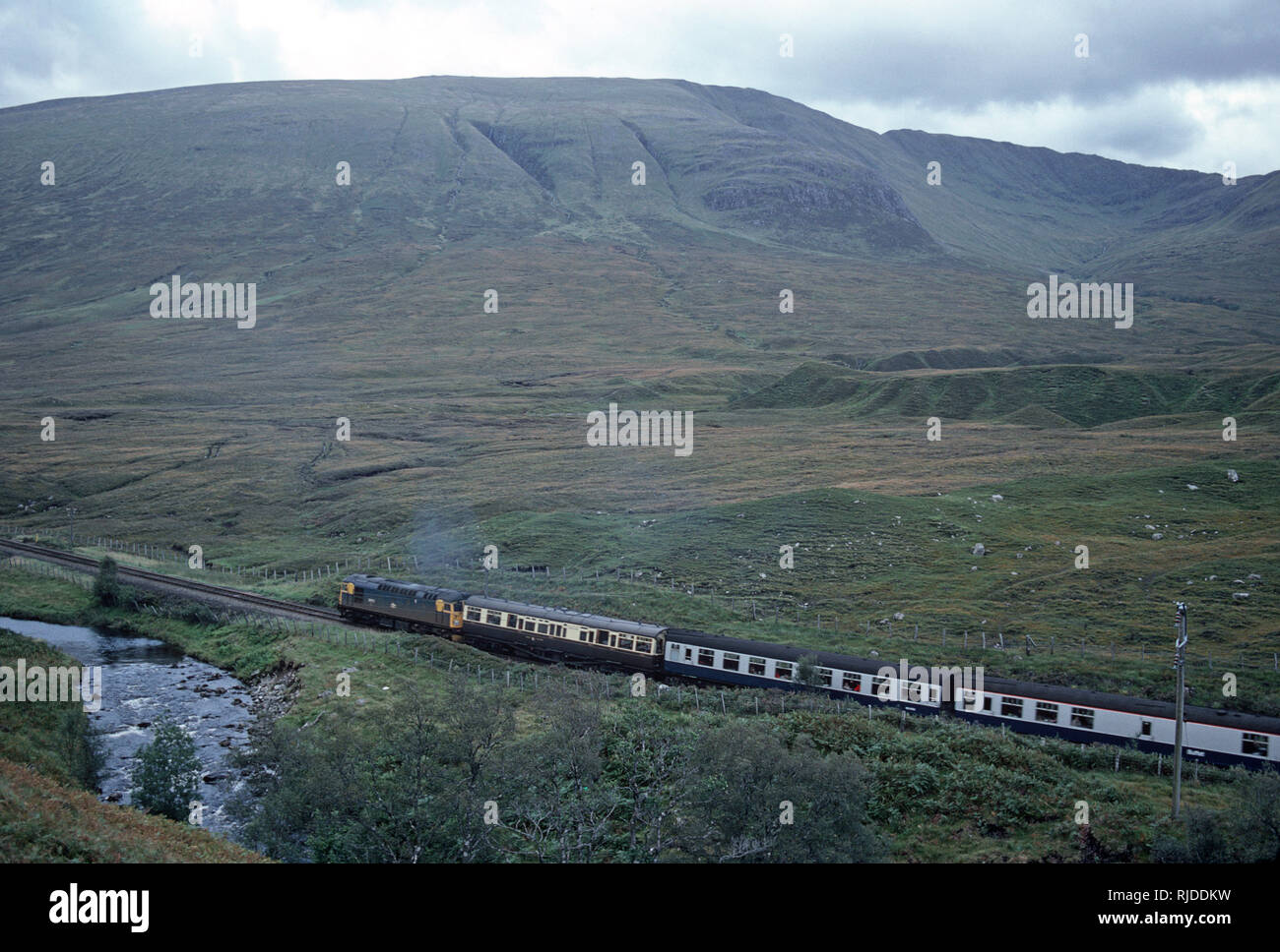 Scotrail train on kyle line hi-res stock photography and images - Alamy