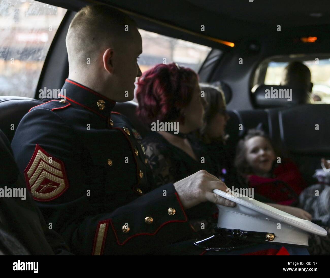 U s marine recruiting recruiter hi-res stock photography and images - Alamy