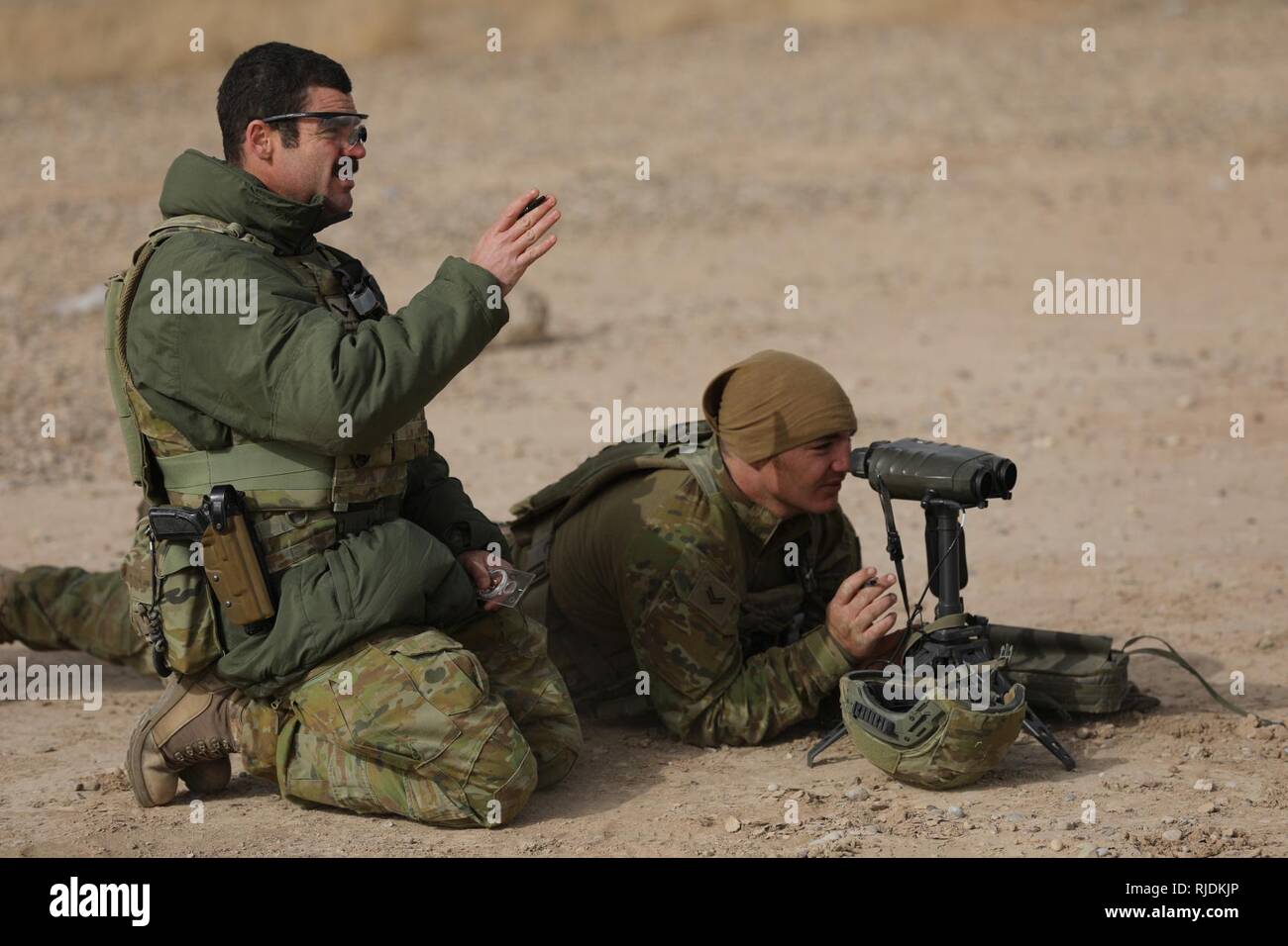 Mortar teams hi-res stock photography and images - Alamy