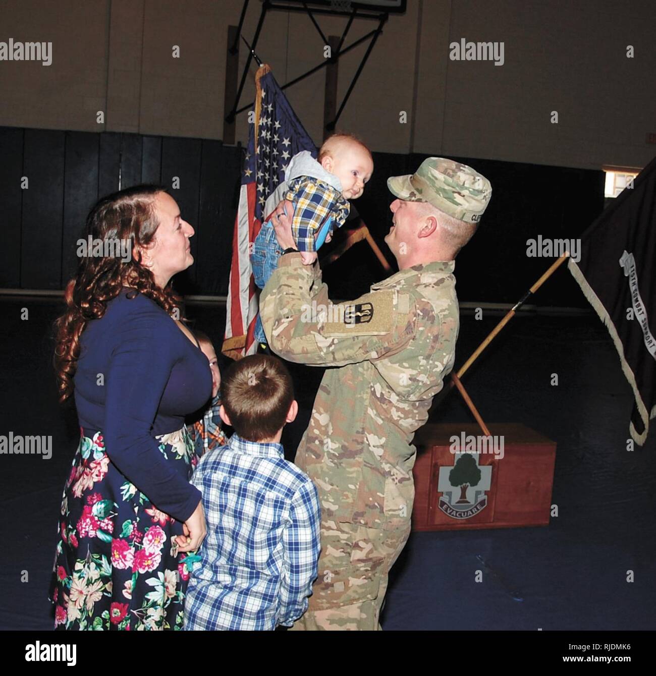 1st Maneuver Enhancement Brigade High Resolution Stock Photography and ...