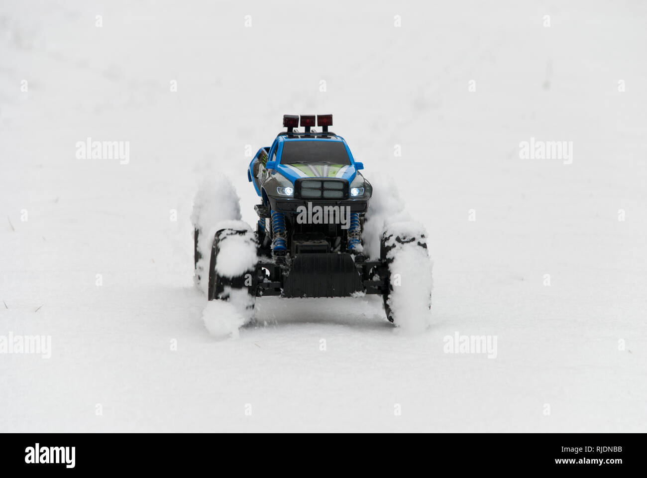 Rc car hi-res stock photography and images - Alamy