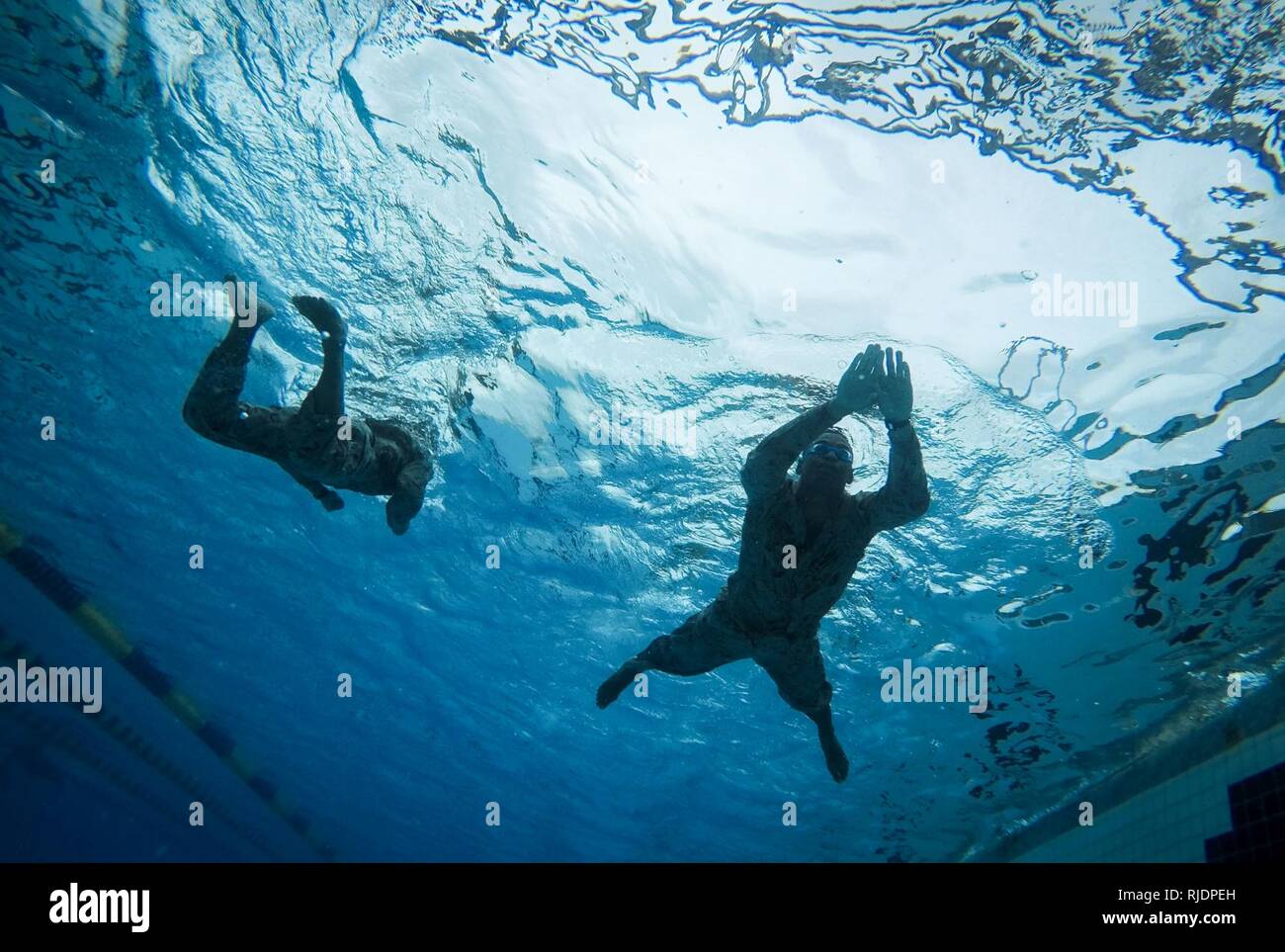 U.S. Marine Corps infantrymen with Detachment 4th Force Reconnaissance ...