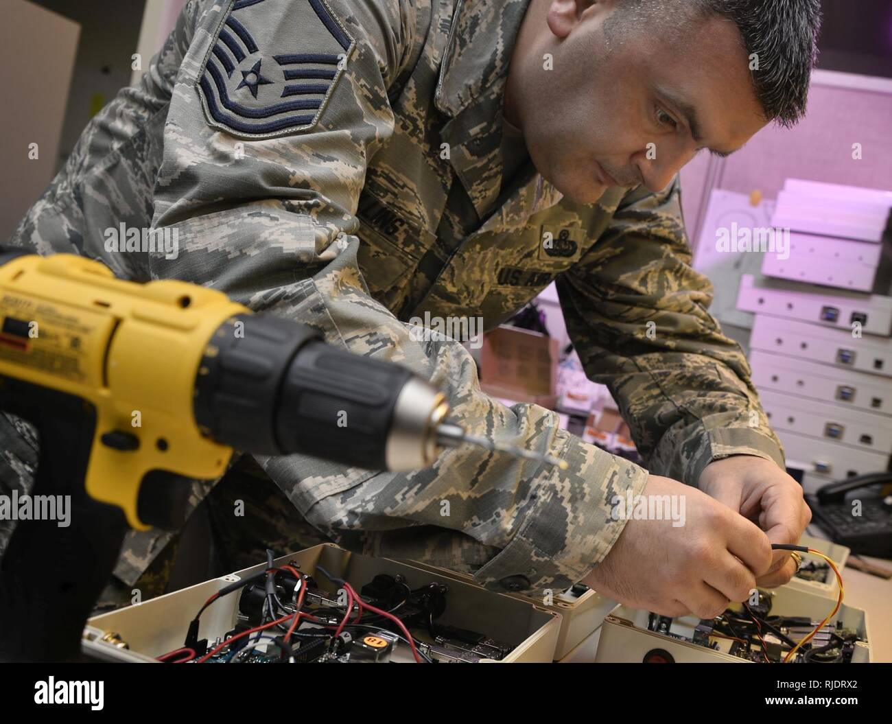 Operator console in military hi-res stock photography and images - Alamy
