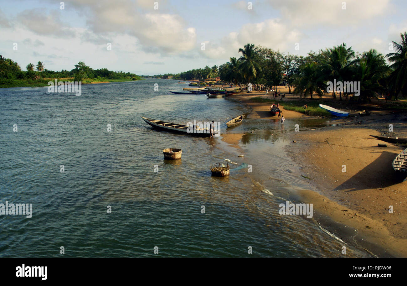 Volta river hi-res stock photography and images - Alamy