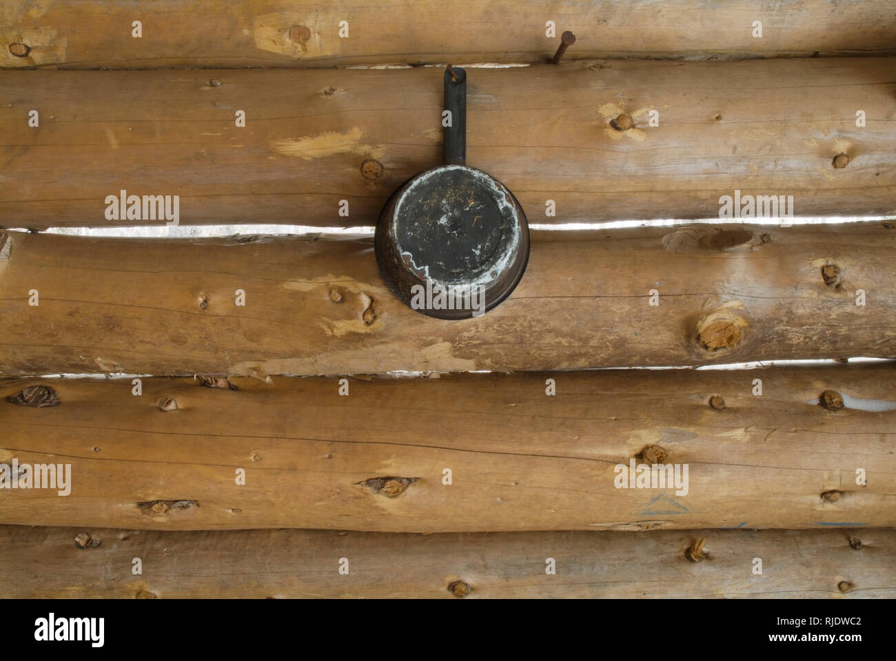 Moose Mountain Shelter located along the Appalachian Trail (Moose ...