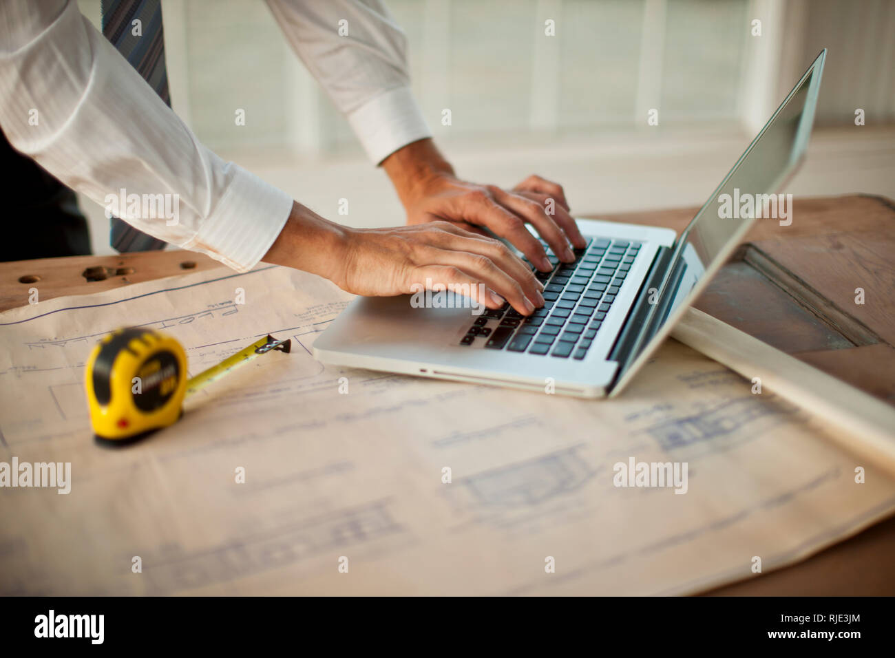 Construction worker imagery hi-res stock photography and images - Alamy