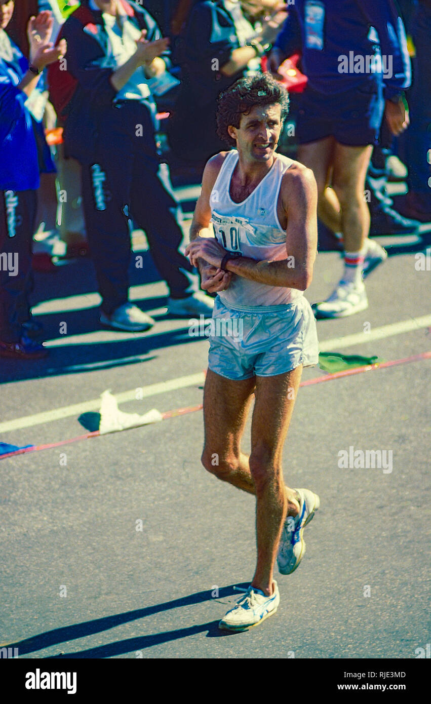 Frank shorter running hi-res stock photography and images - Alamy