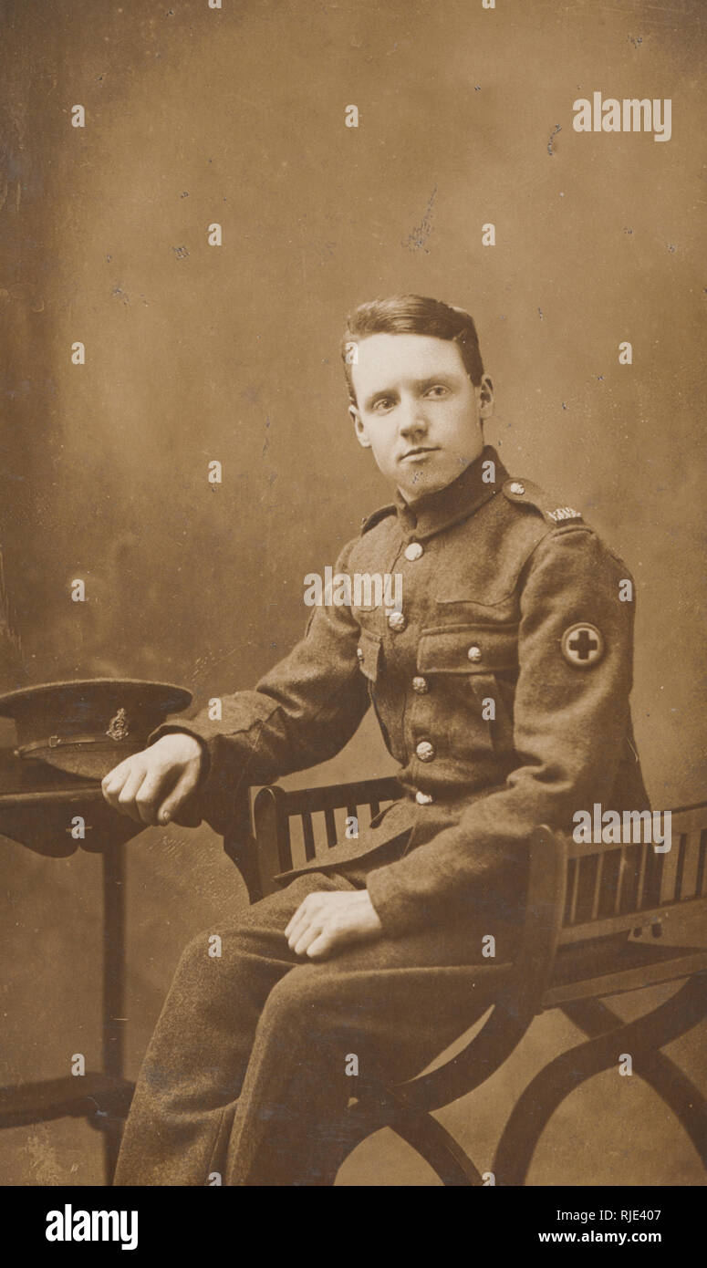 British army medic uniform hi-res stock photography and images - Alamy