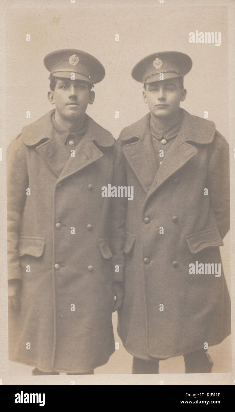 Two british soldiers hi-res stock photography and images - Alamy