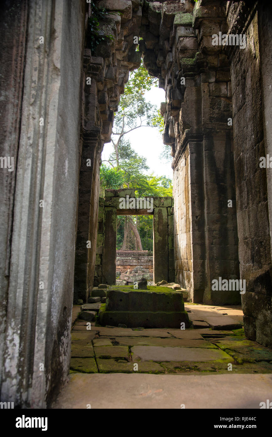 Corbel Arch Stock Photos & Corbel Arch Stock Images - Alamy