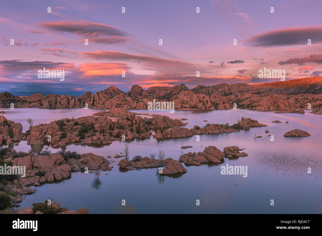 Scenic Watson Lake at Sunset Prescott Arizona Stock Photo - Alamy